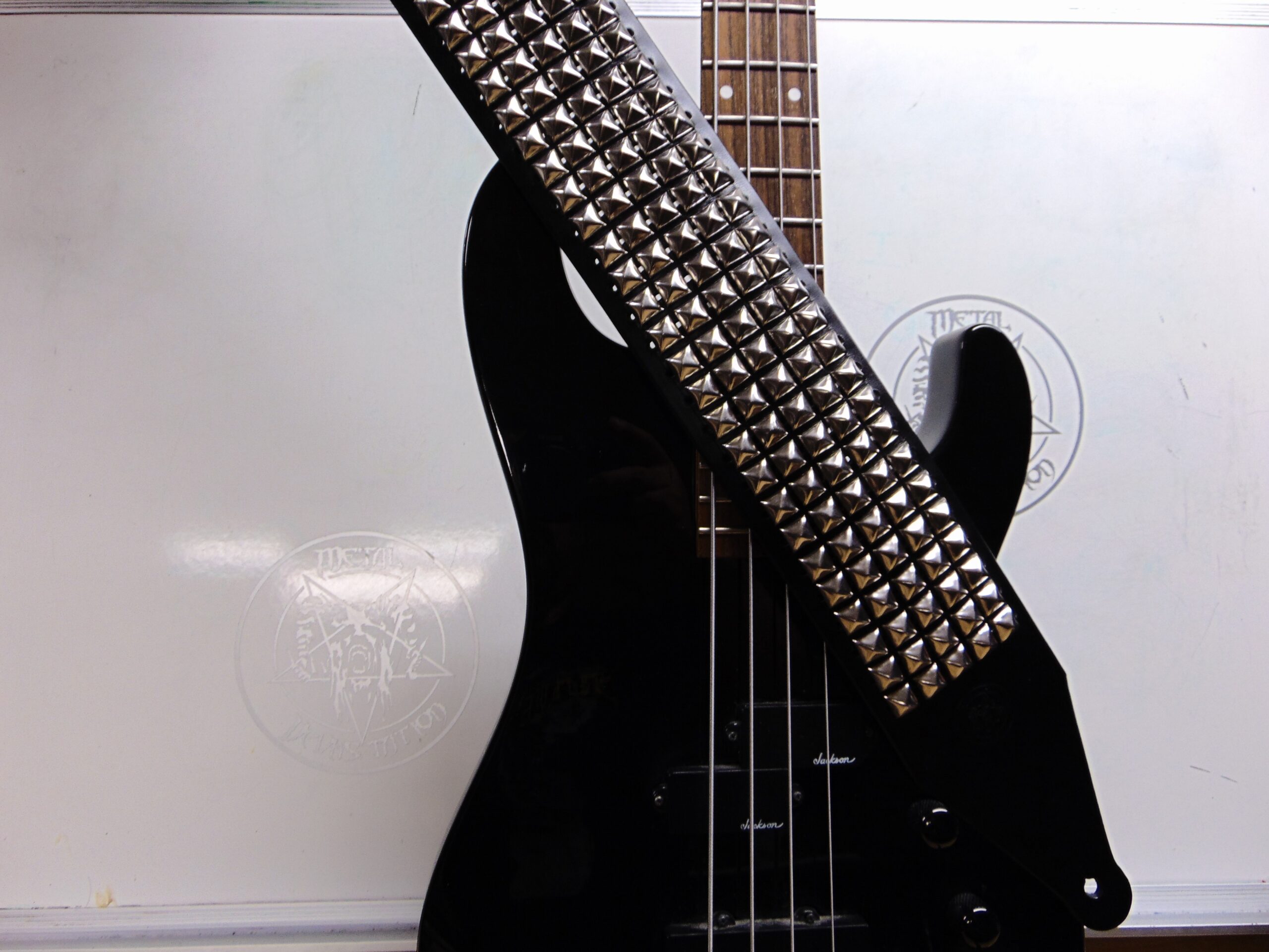 JAMES HETFIELD STUDDED LEATHER GUITAR STRAP ...(MDLS0105)