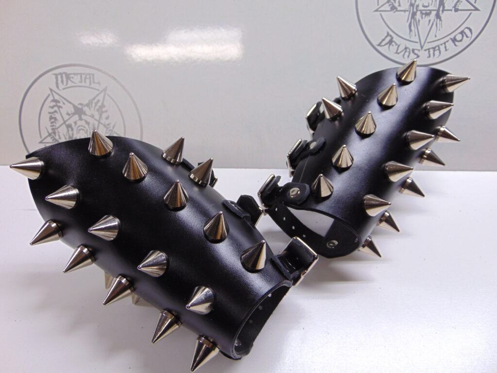 Gauntlets Archives - Metal Devastation