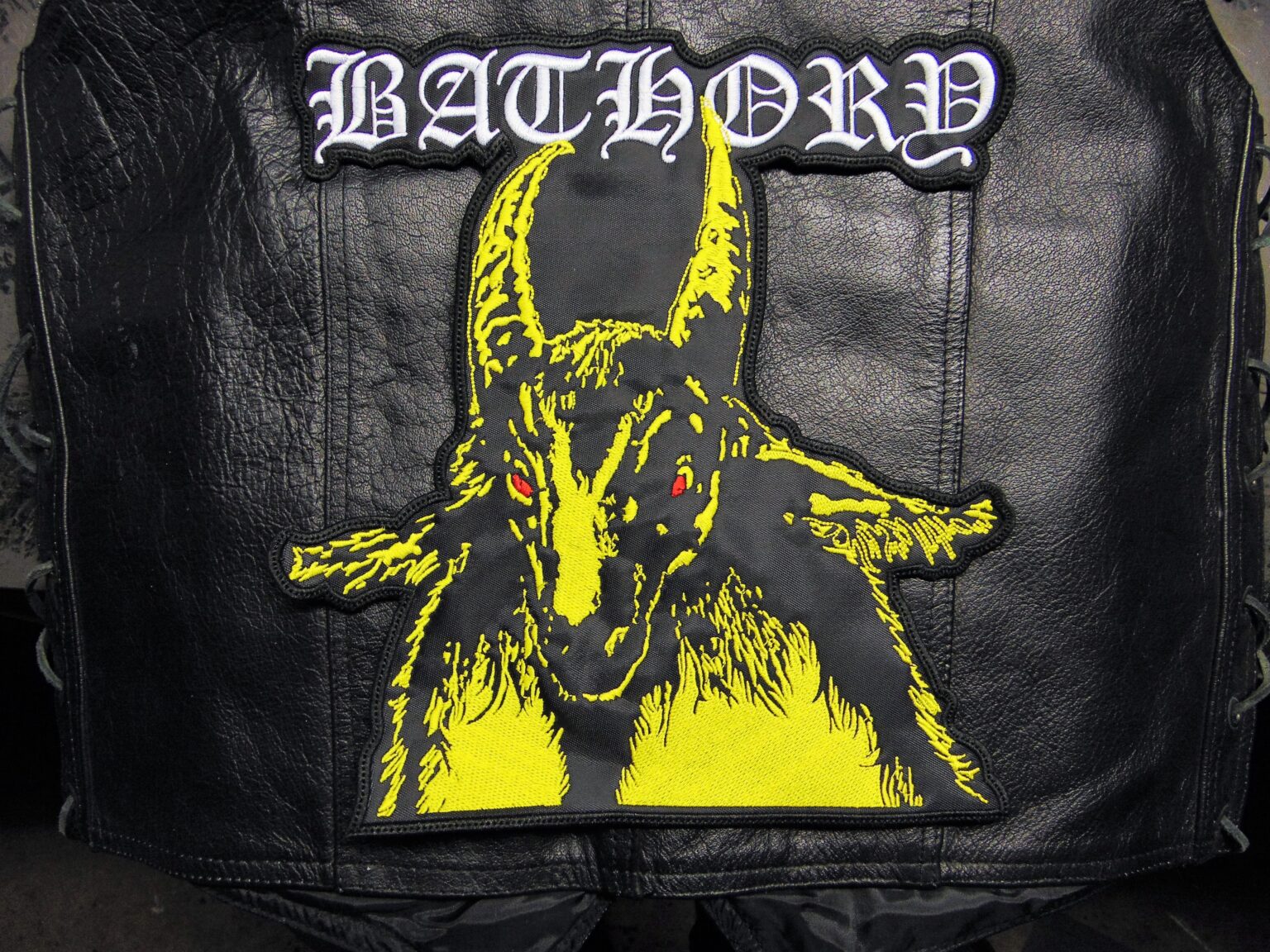 BATHORY... Embroidered Backpatch (epic black) Sweden 135* - Metal ...
