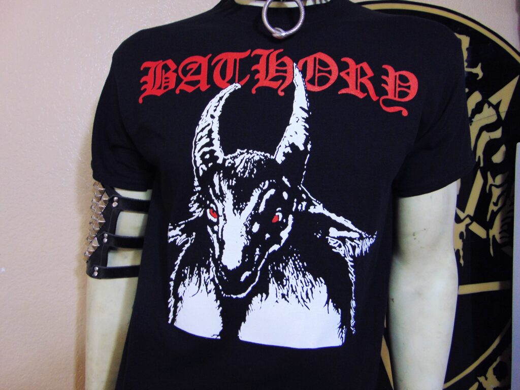 BATHORY... 1984 T-Shirt (black metal) Sweden 01 - Metal Devastation