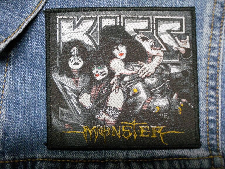 KISS... Official Woven Patch (hard rock) U.S.A (2913) - Metal Devastation
