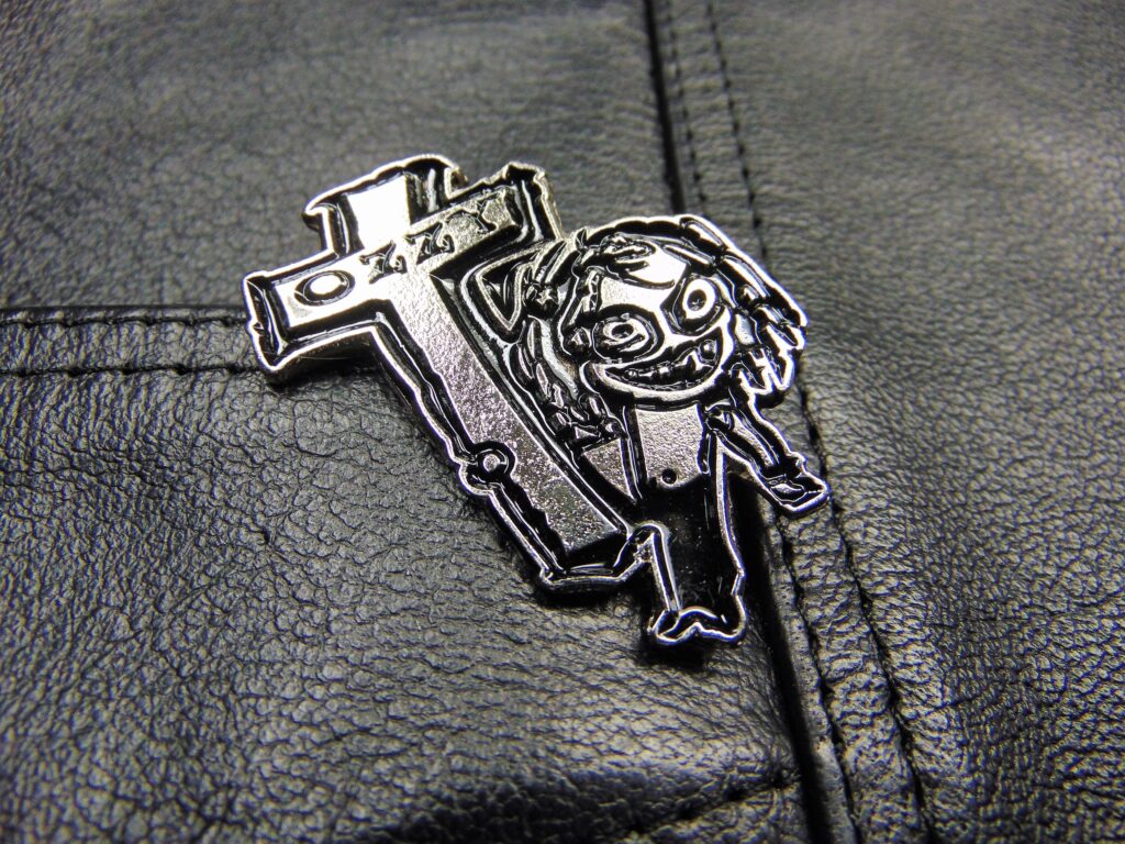 OZZY OSBOURNE Metal Pin / Badge (heavy metal) U.K 047 - Metal Devastation