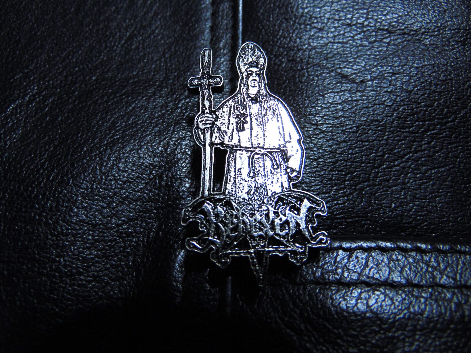 BEHEXEN Metal Pin / Badge (black metal) Finland 660 - Metal Devastation