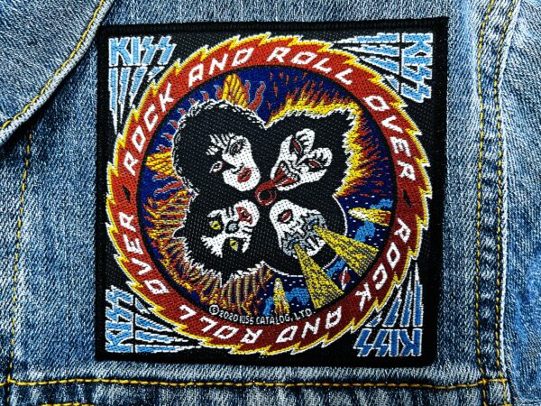 KISS... Official Woven Patch (hard rock) U.S.A (4055) - Metal Devastation